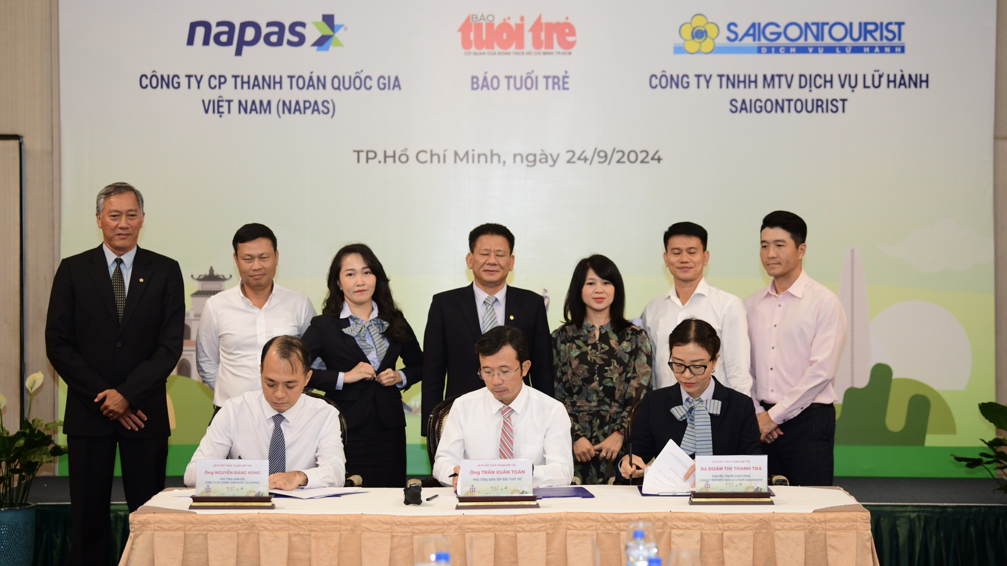 NAPAS - Saigontourist - Báo Tuổi Trẻ ký kết thỏa thuận hợp tác thúc đẩy chi tiêu thẻ NAPAS tại ...